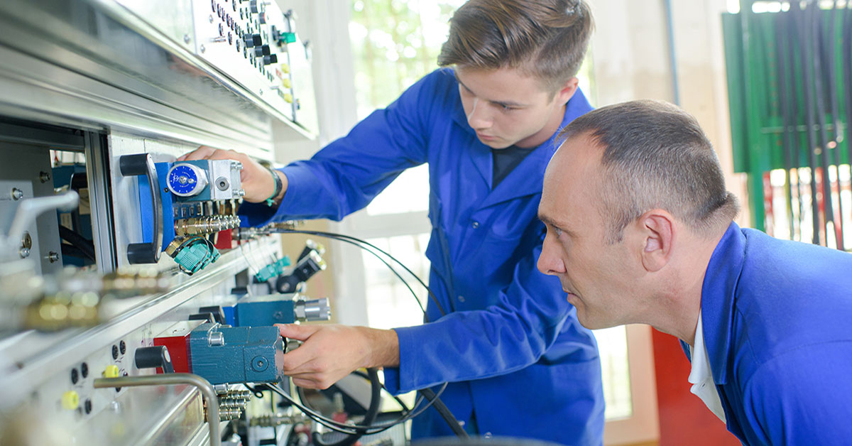 Hiring & Managing Apprentices| Community Solutions | Qld & Vic